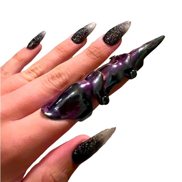 Spencer's | Jewelry | Finger Armor Claw Ring | Poshmark